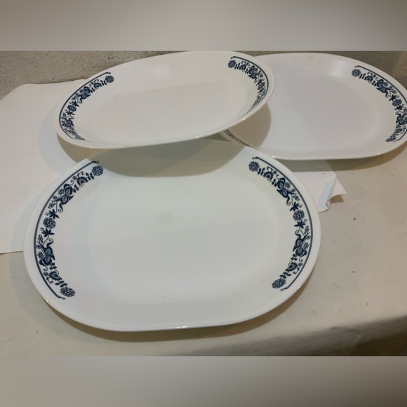Corelle | Dining | 3 Corelle Old Town Blue Platter Corning Blue Onion ...